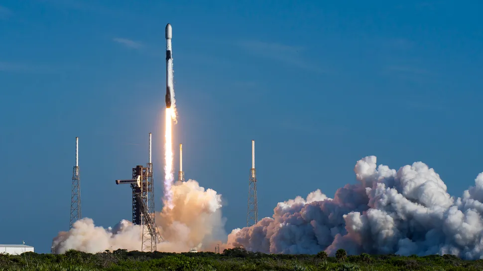 SpaceX to make first-ever rocket landing off the coast of The Bahamas ...